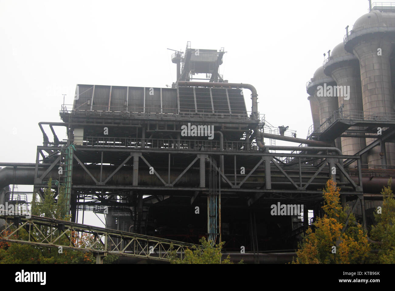 Old steel mill hi-res stock photography and images - Alamy