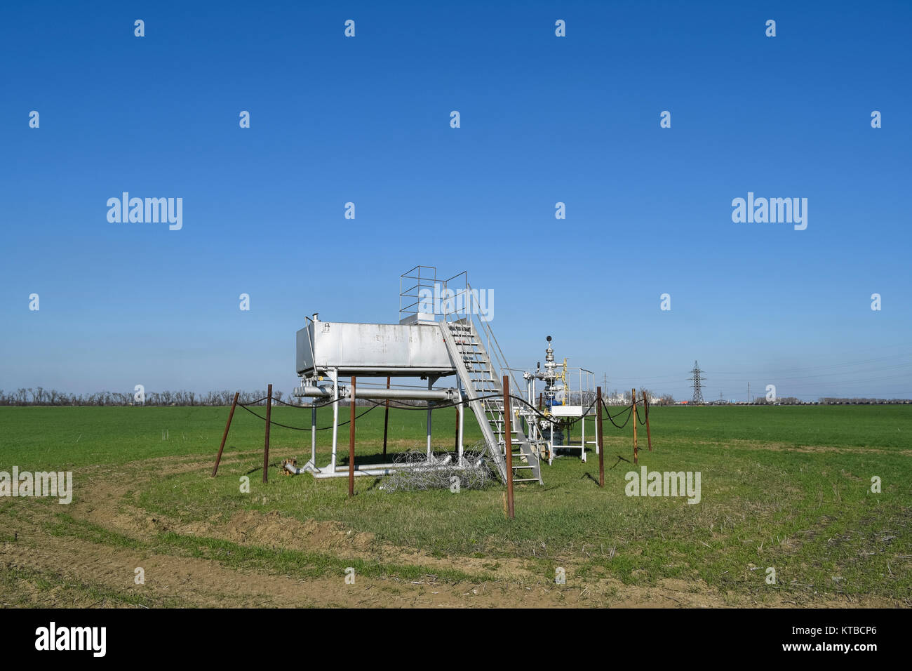 The equipment and technologies on oil fields. Oil well Stock Photo - Alamy