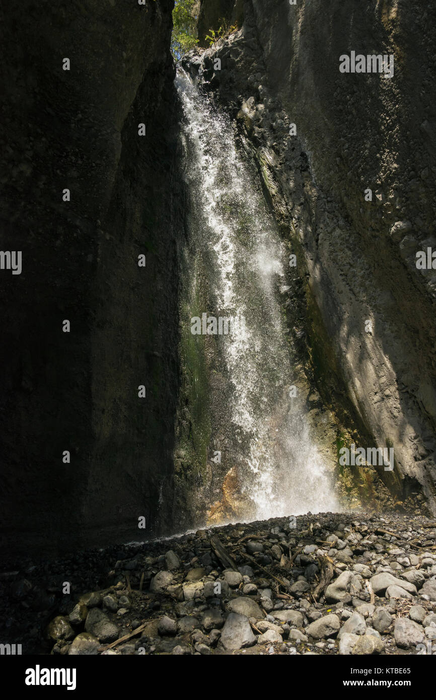 Waterfall arusha national park hi-res stock photography and images - Alamy