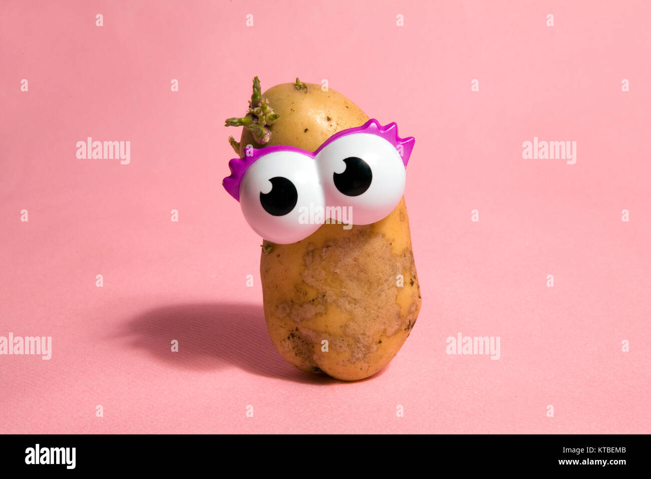 Patato chips hi-res stock photography and images - Alamy