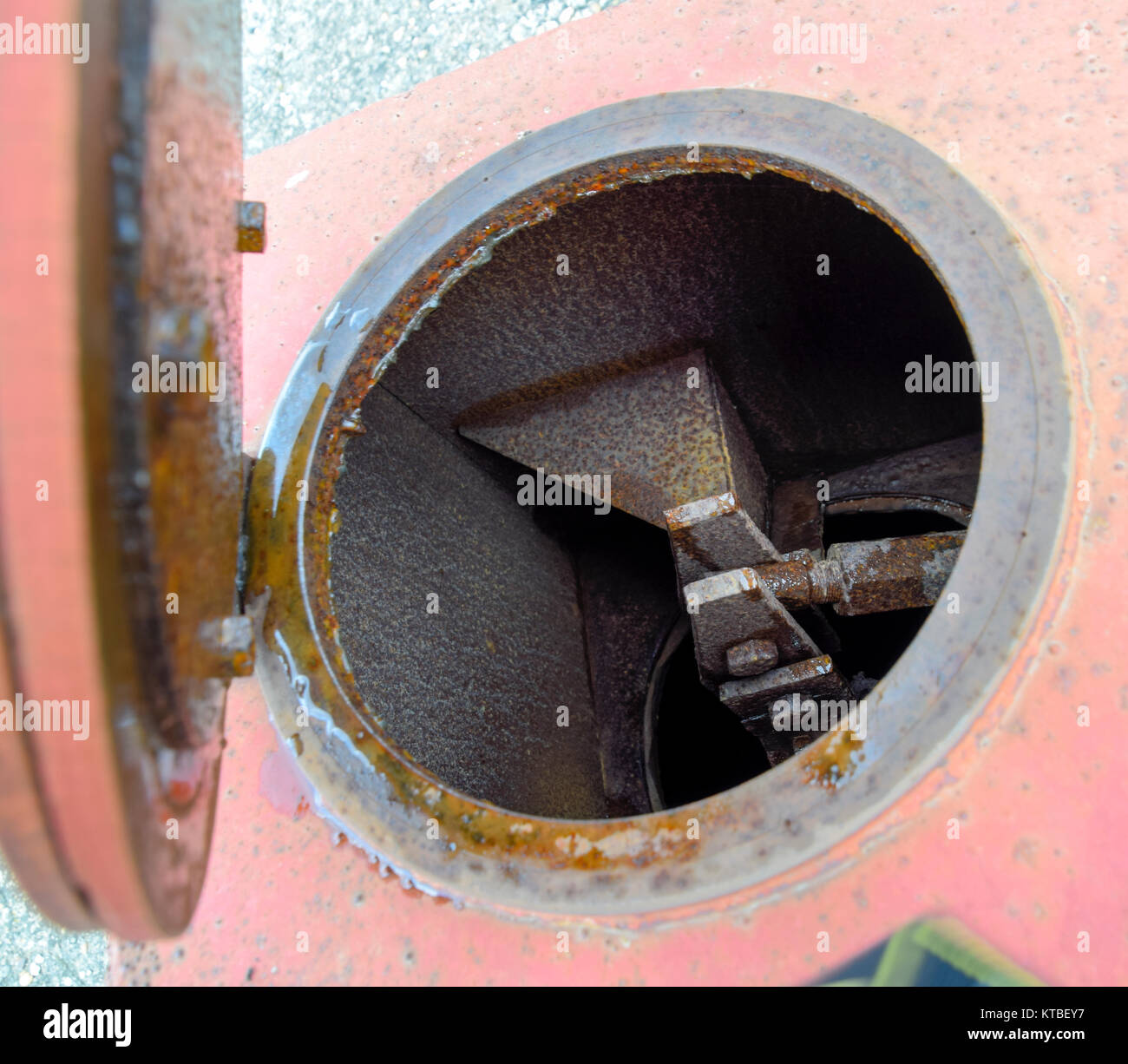 Discharge pipe hi-res stock photography and images - Alamy