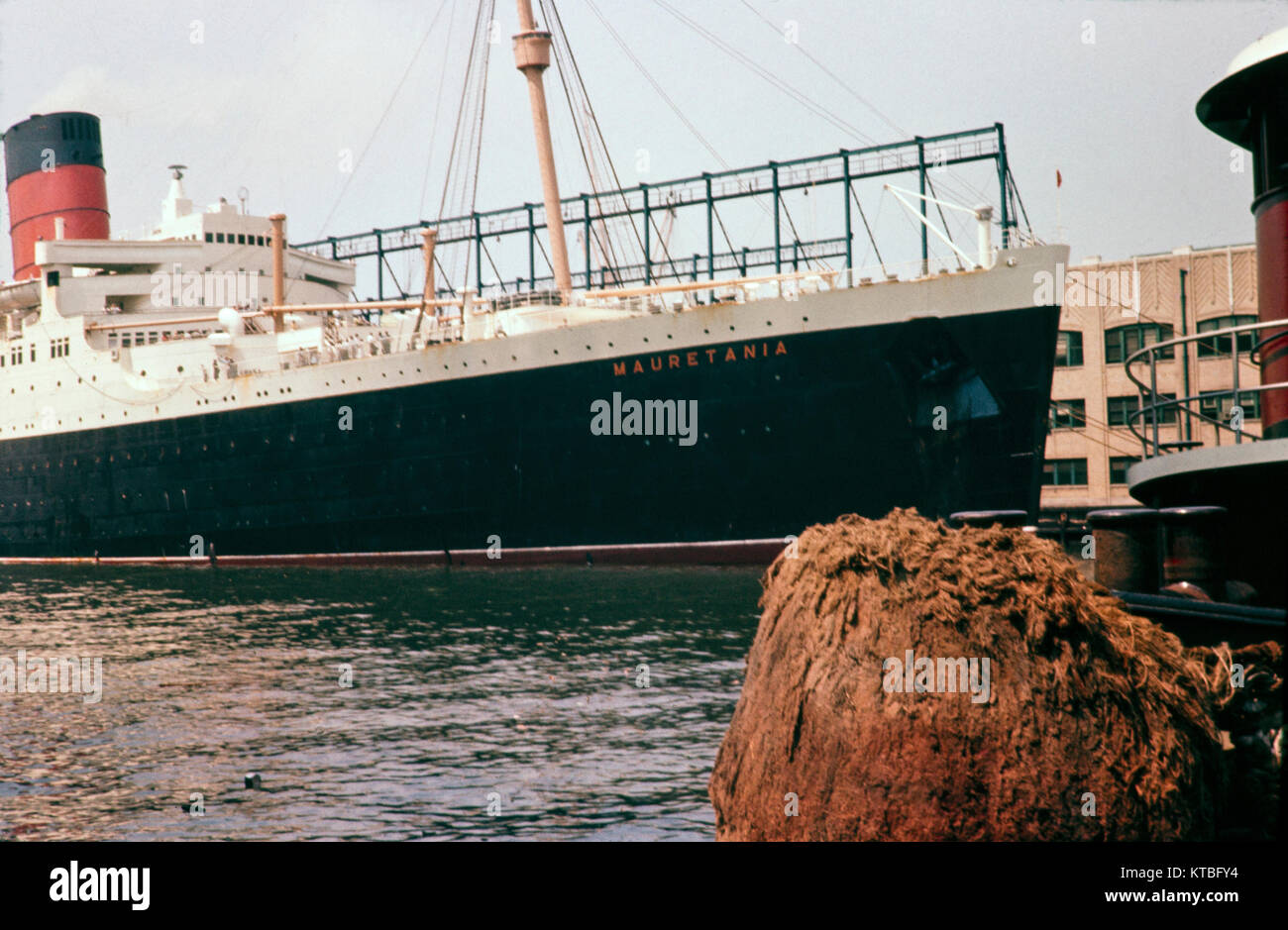 1950s ocean liner hi-res stock photography and images - Alamy