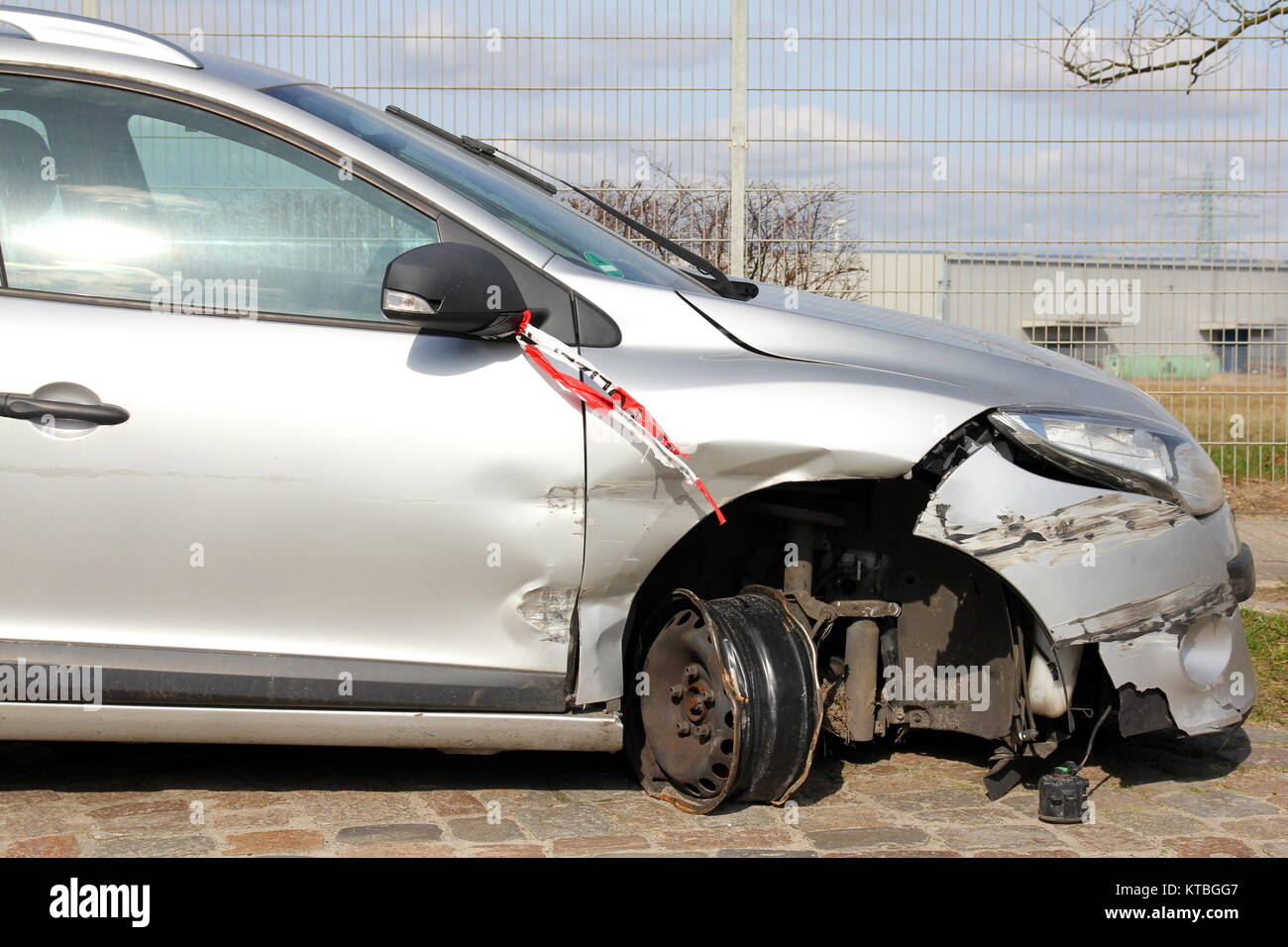 Car radiator damage hi-res stock photography and images - Alamy