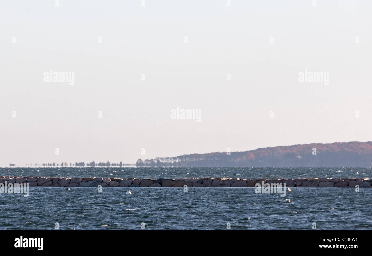 Harbor protection hi-res stock photography and images - Alamy