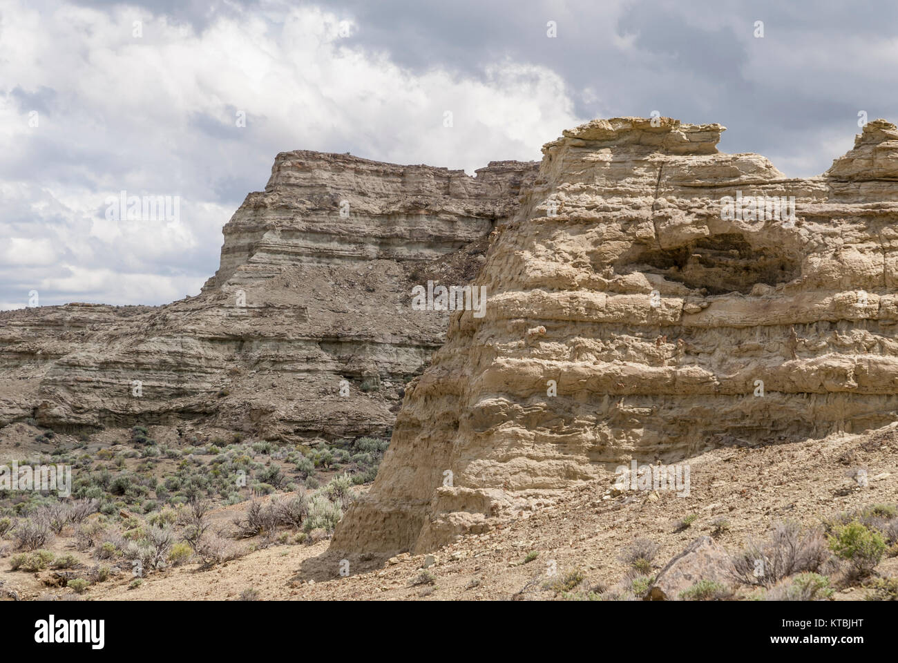 Pillars of Rome sandstone rock formations in the Oregon Outback Stock ...