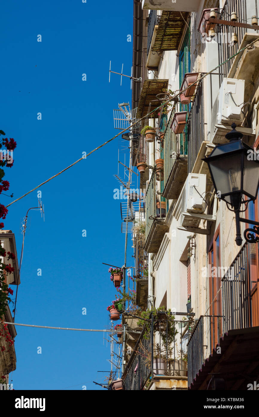 Die Altstadt von Pizzo in Kalabrien Stock Photo - Alamy