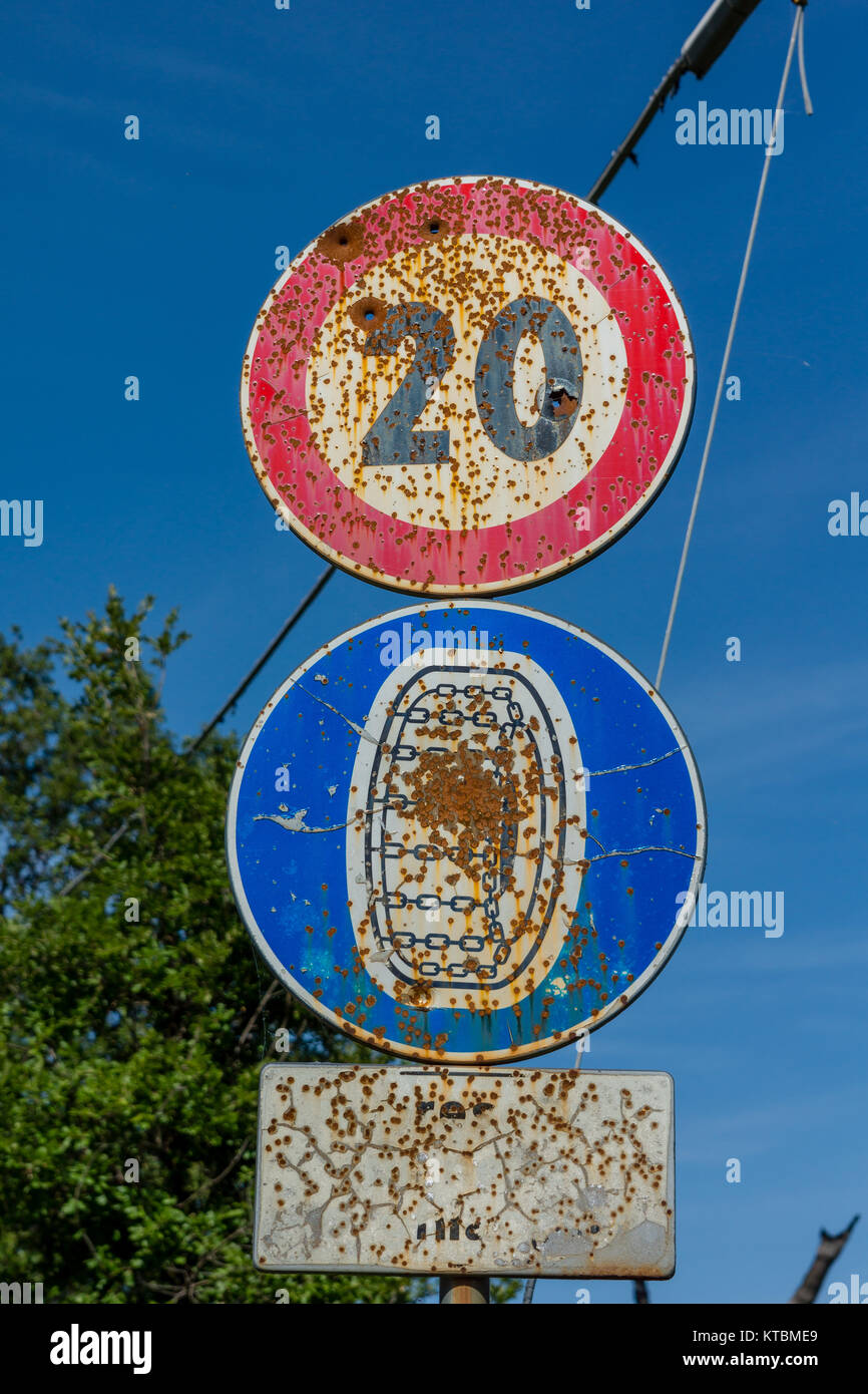 rusted road sign Stock Photo - Alamy