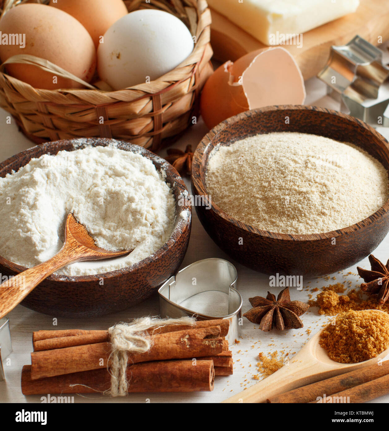 Ingredients and utensils for baking Stock Photo - Alamy