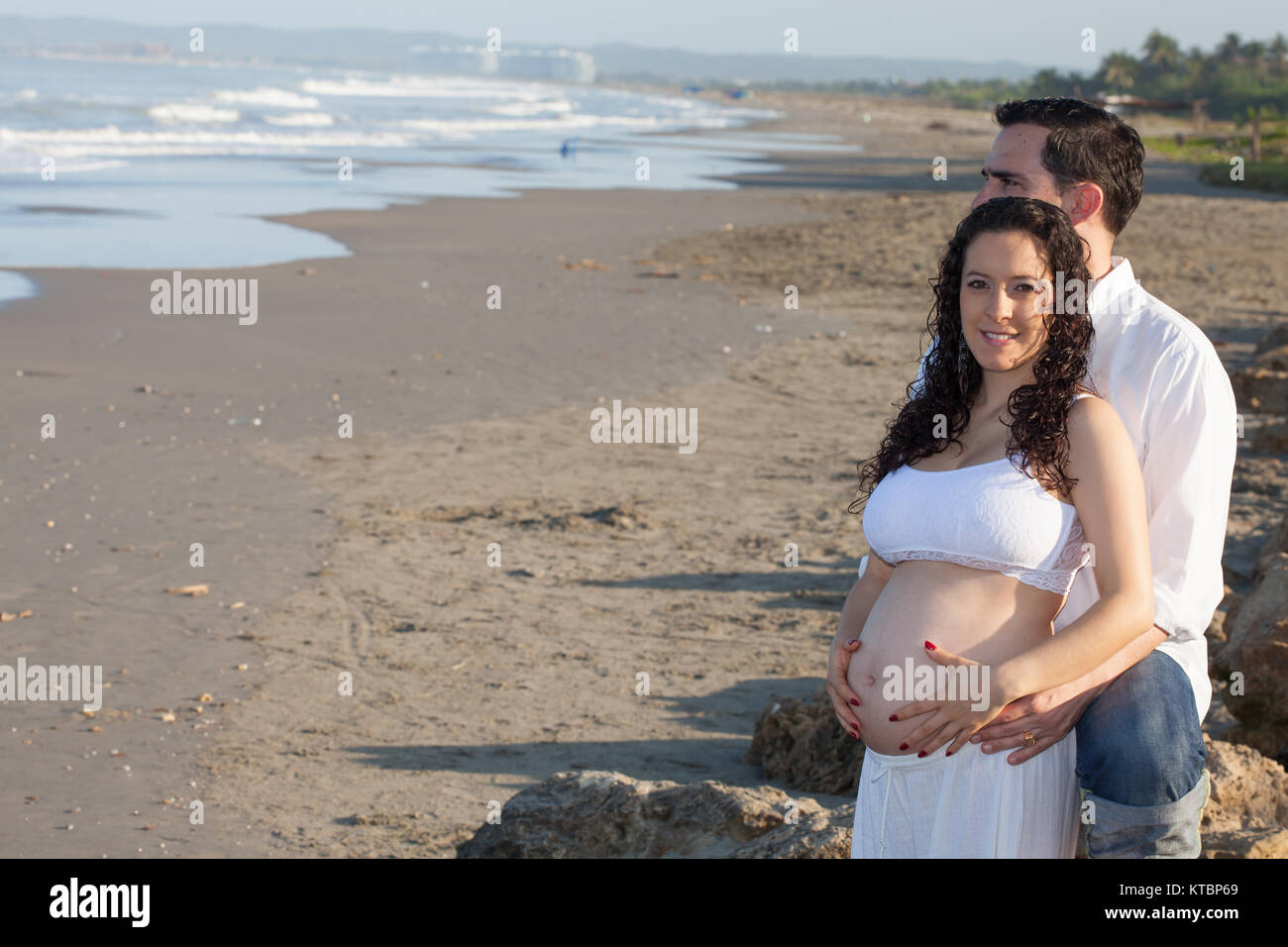 28 weeks hi-res stock photography and images - Alamy