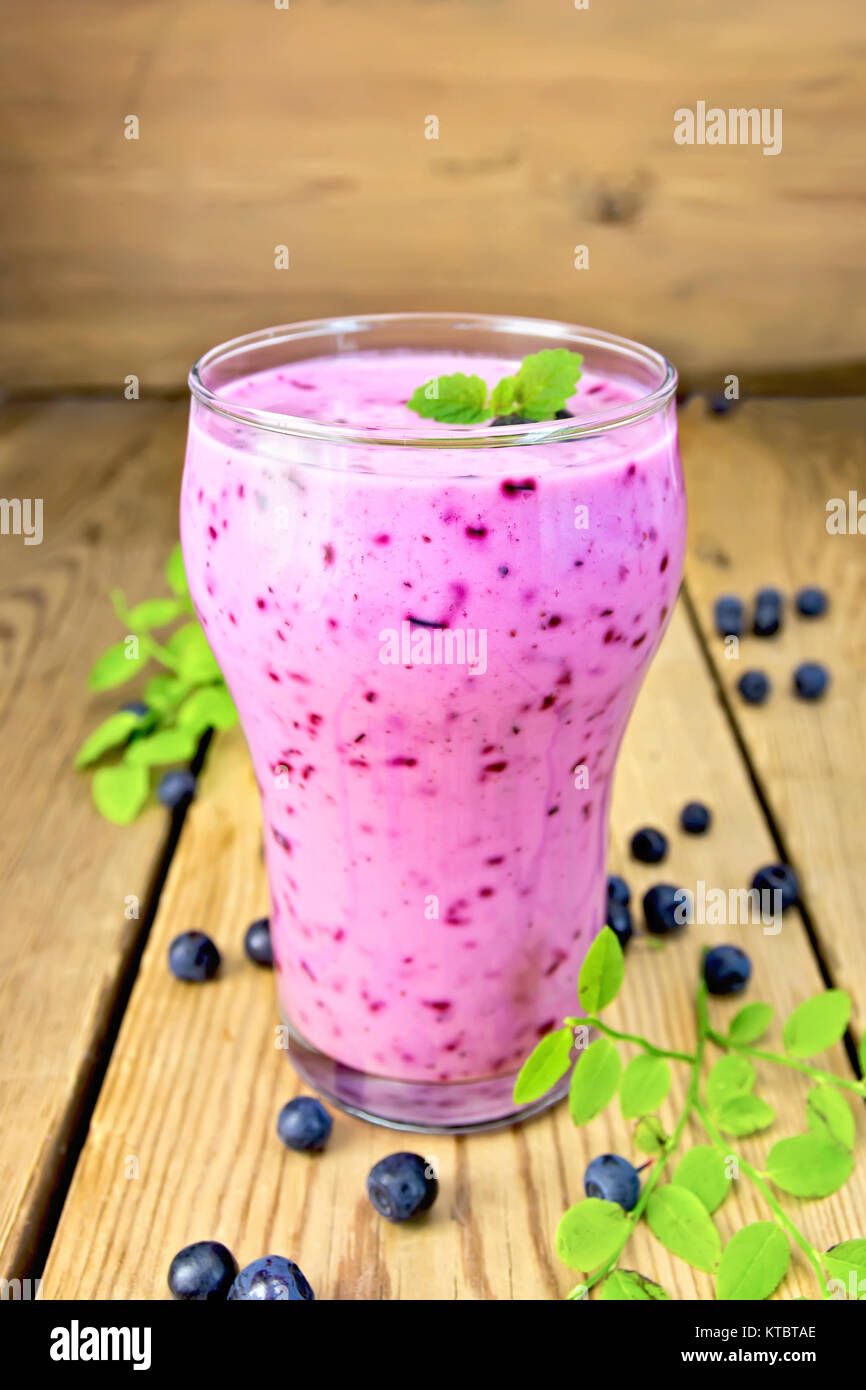 Huckleberry shake hi-res stock photography and images - Alamy
