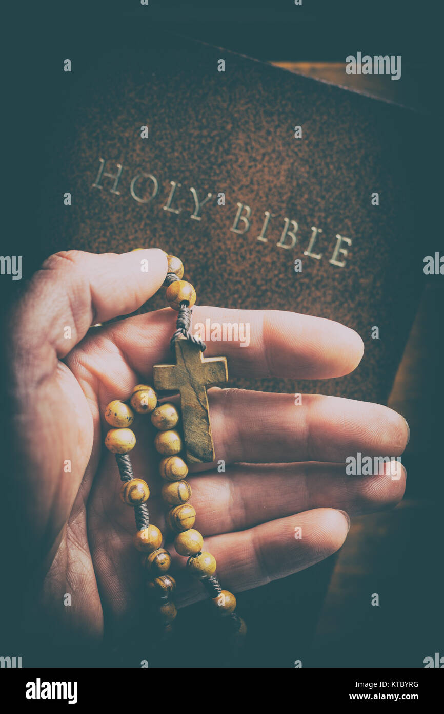 Beads in hand hi-res stock photography and images - Alamy