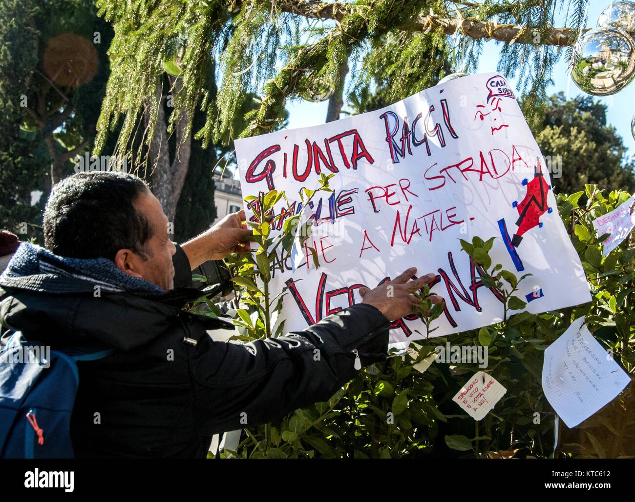 Rome, Italy. 22nd Dec, 2017. Protest of homeless families under the ...