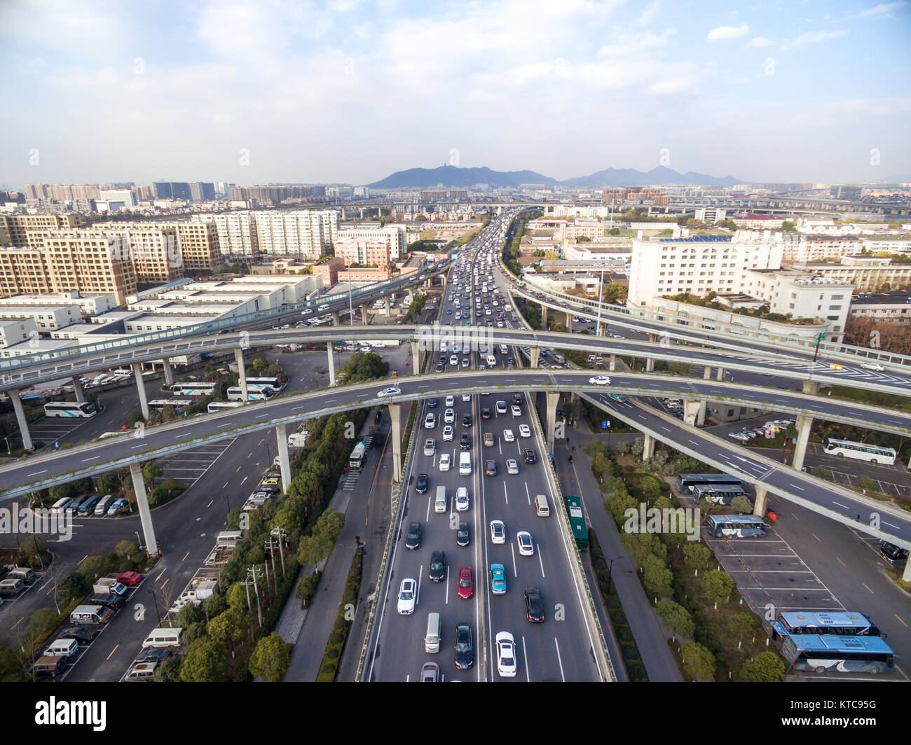 Busy road junction hi-res stock photography and images - Alamy