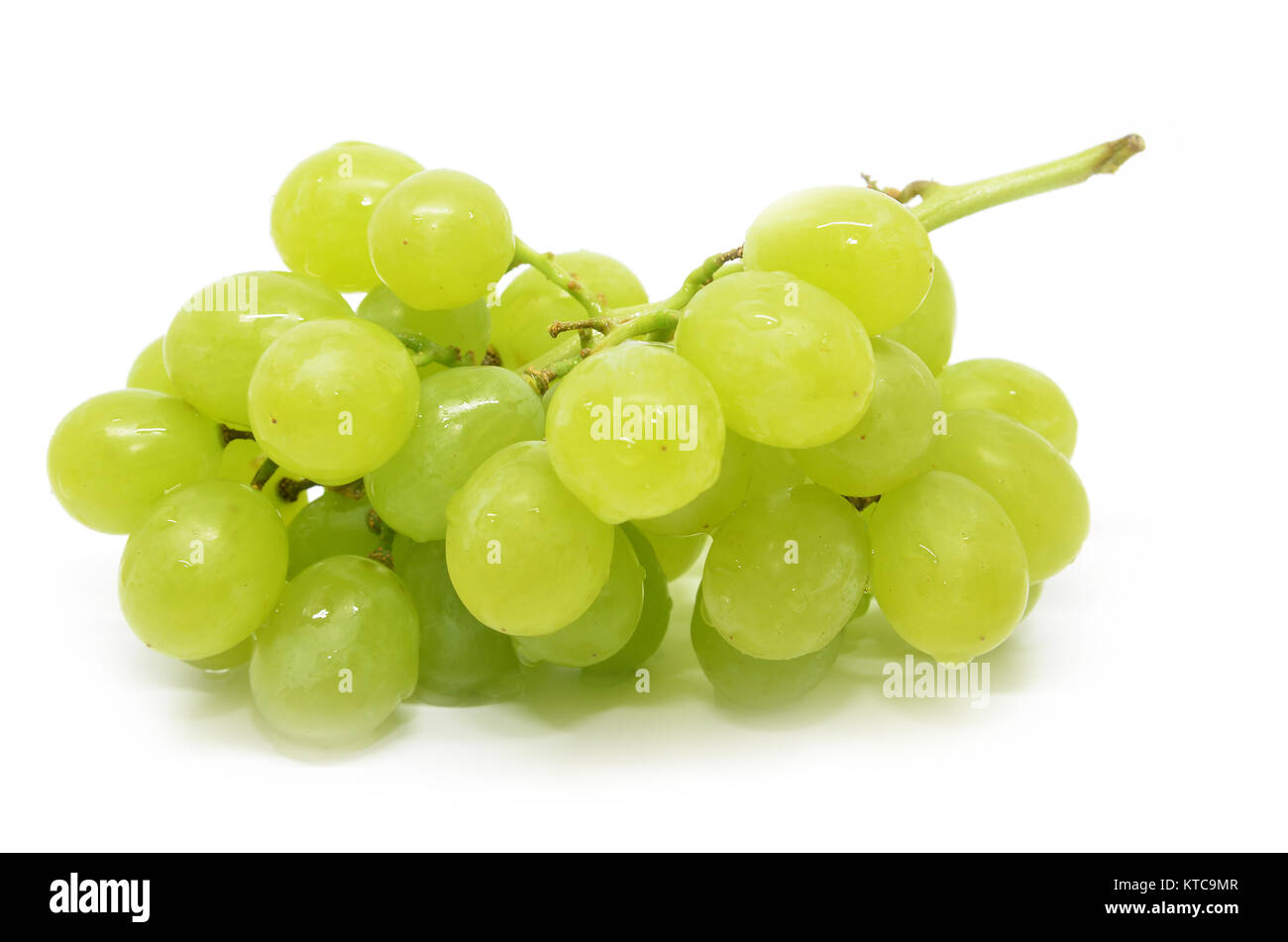 Fresh green grapes Stock Photo - Alamy