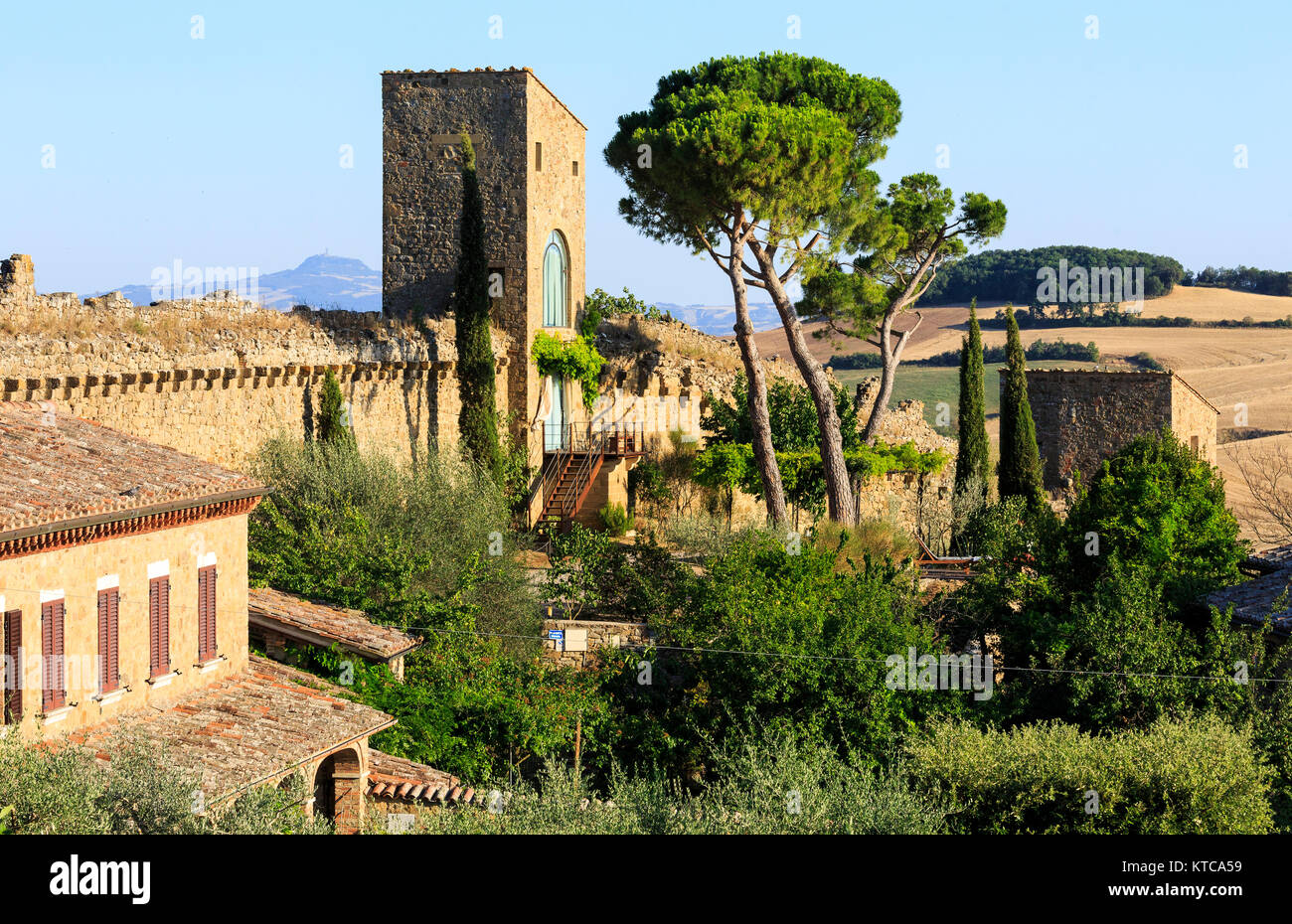 Monticchiello, Val D'Orcia, Tuscany, Italy Stock Photo - Alamy