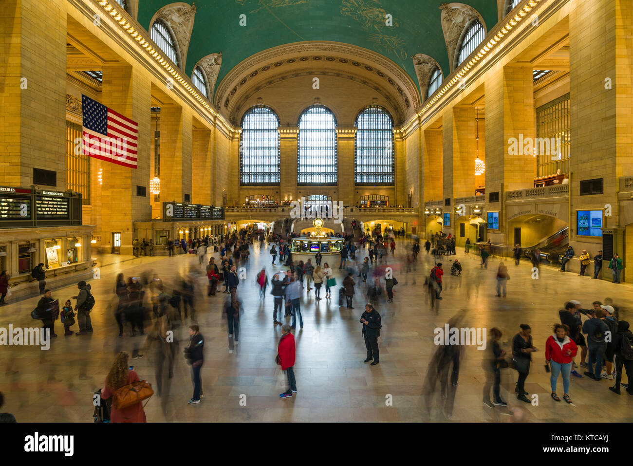 Concourse design hi-res stock photography and images - Alamy