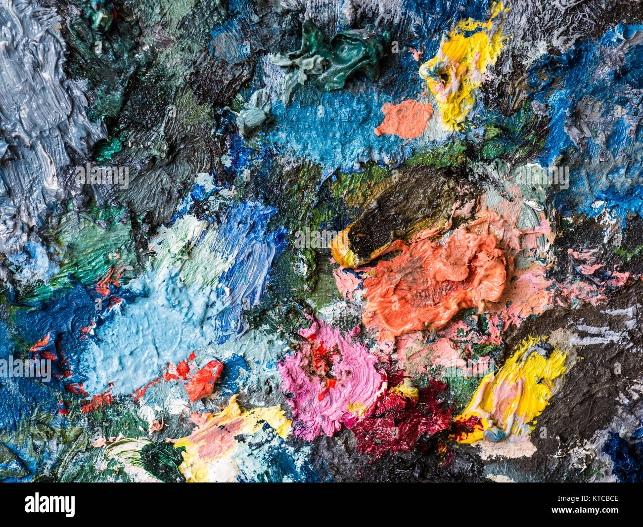 Closeup colorful of oil color on palette of artist Stock Photo - Alamy
