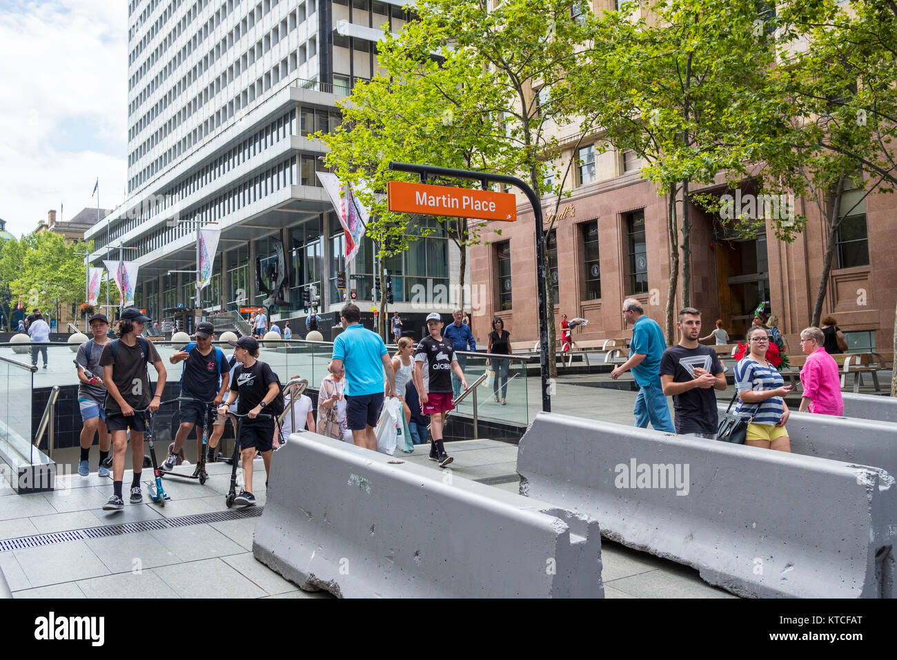 Martin Place Station Sign High Resolution Stock Photography and Images ...