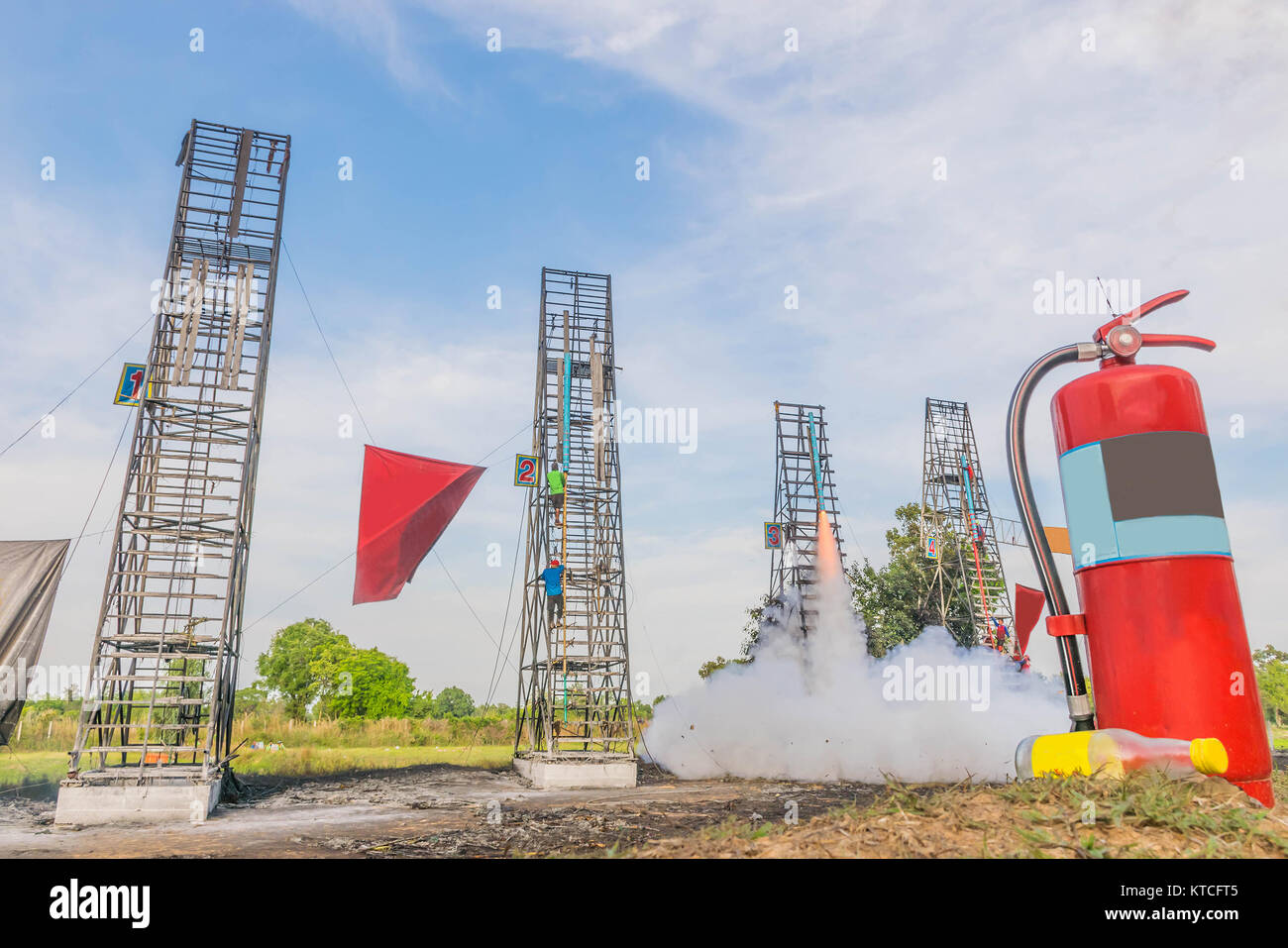 Fire cracker rocket hi-res stock photography and images - Alamy