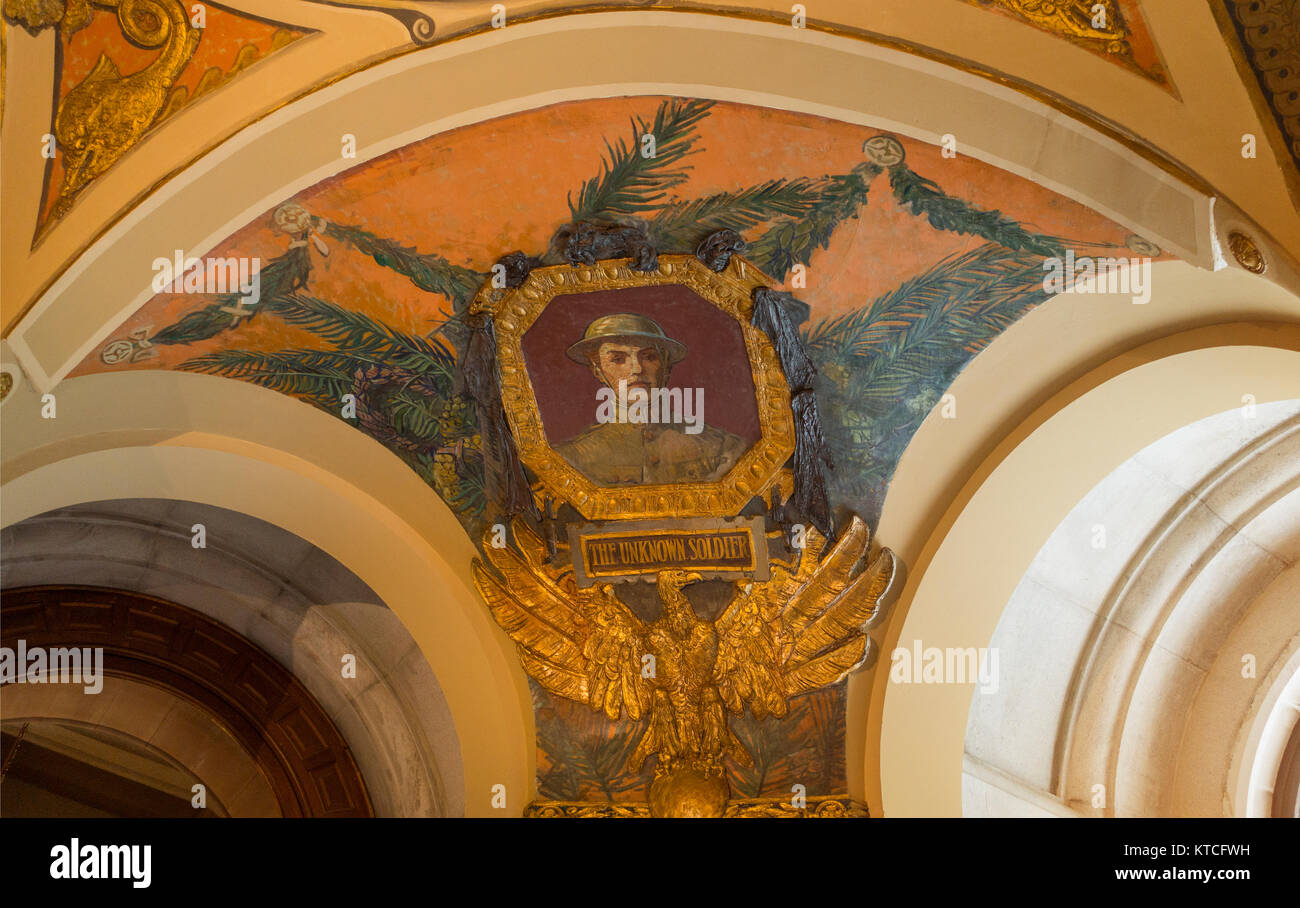New york state capitol interior hi-res stock photography and images - Alamy