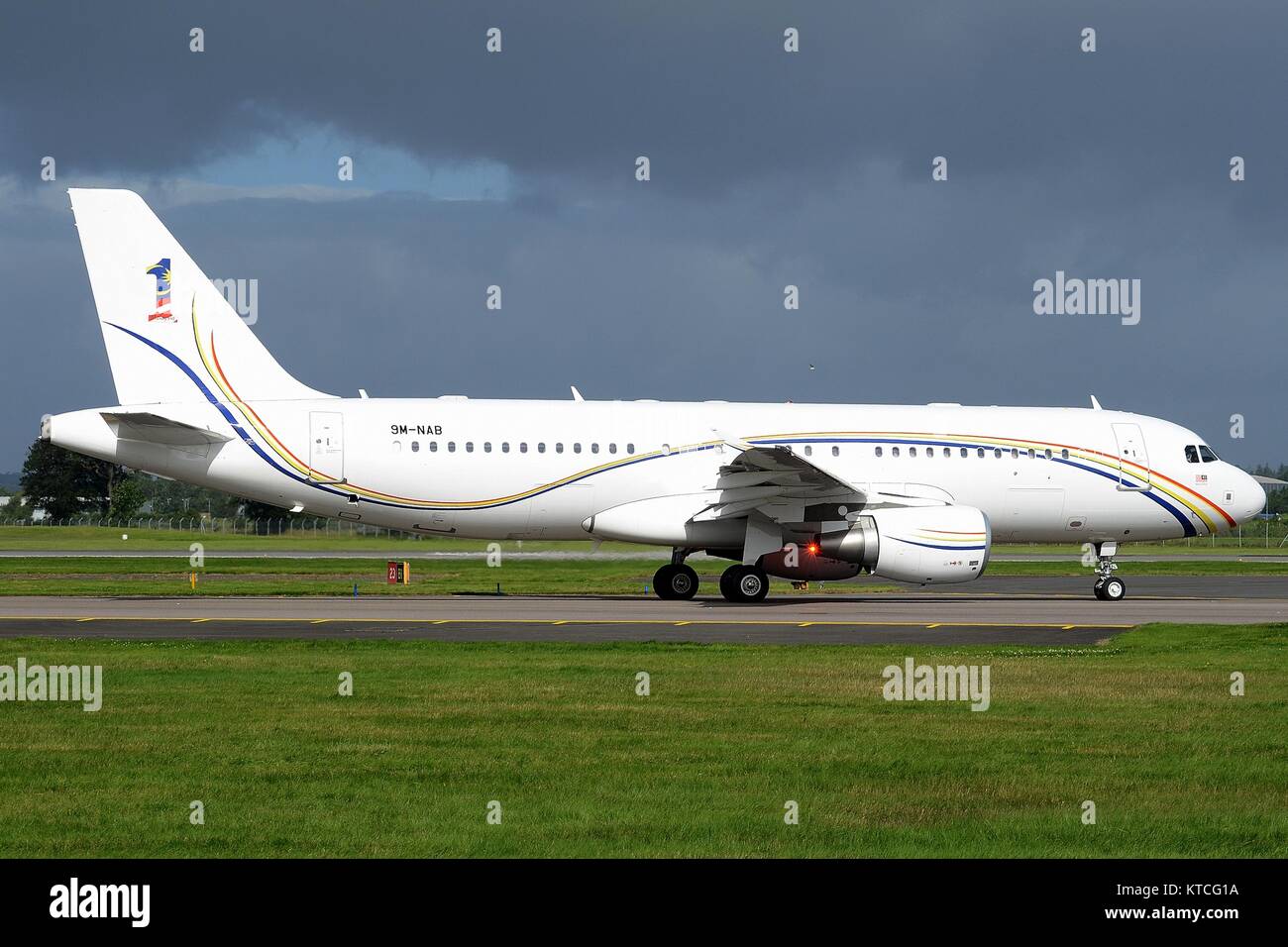 Vip 200 hi-res stock photography and images - Alamy