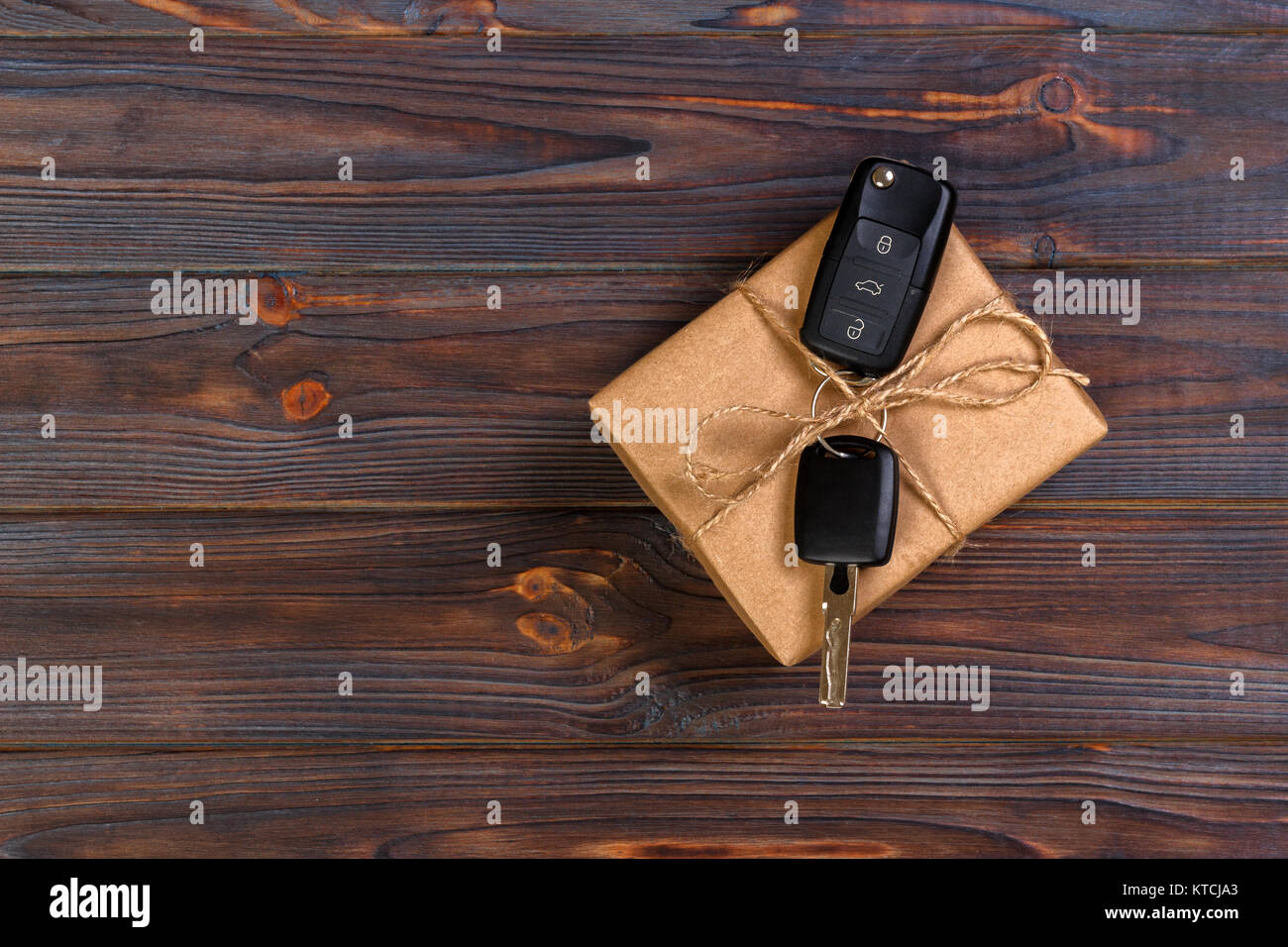 Celebrate love key present hi-res stock photography and images - Alamy