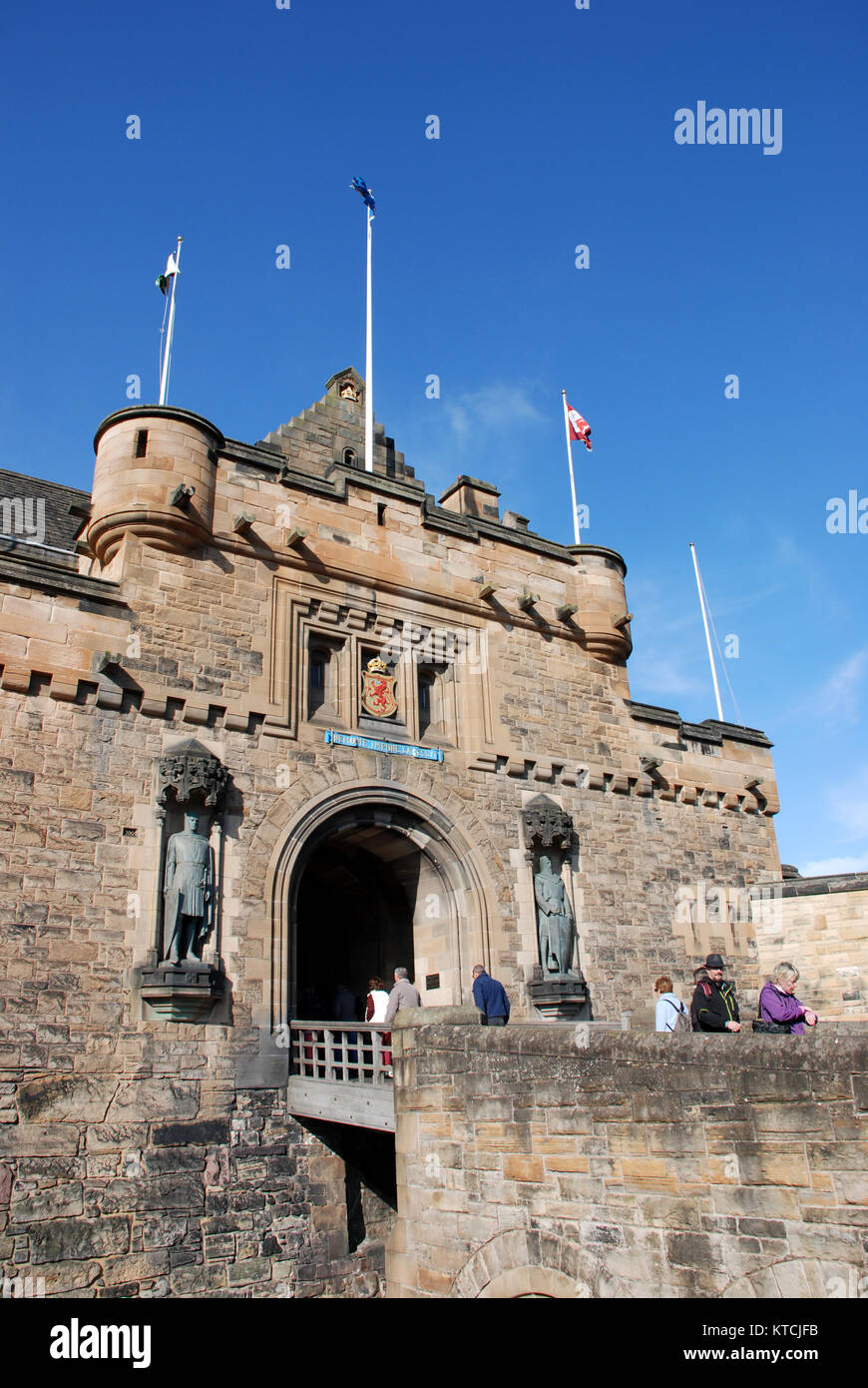 Gatehouse edinburgh castle hi-res stock photography and images - Alamy