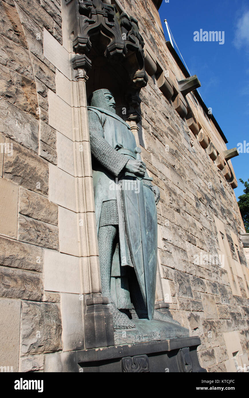 William wallace statue edinburgh hi-res stock photography and images ...