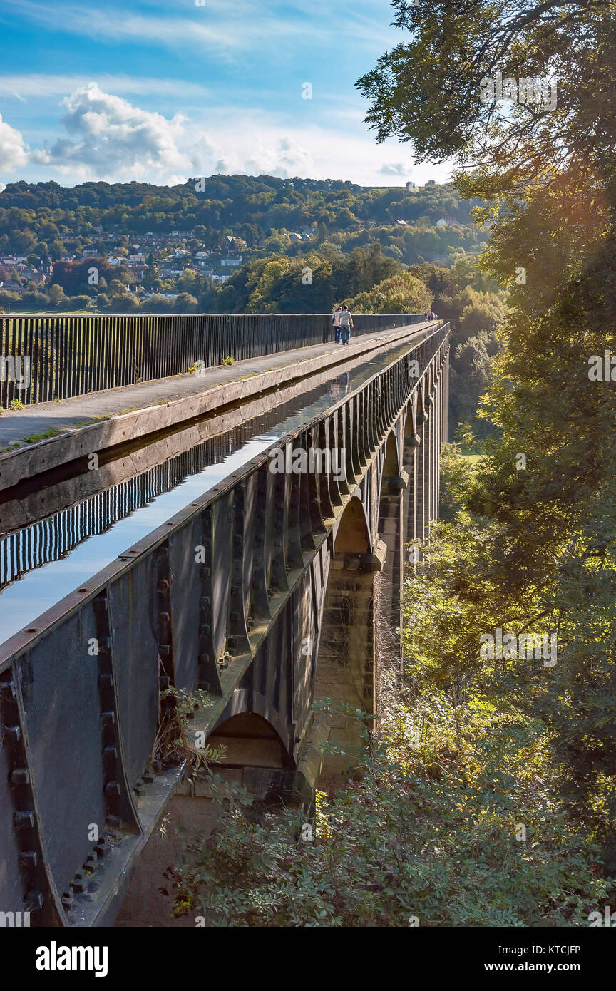 Vale of llangollen canal hi-res stock photography and images - Alamy