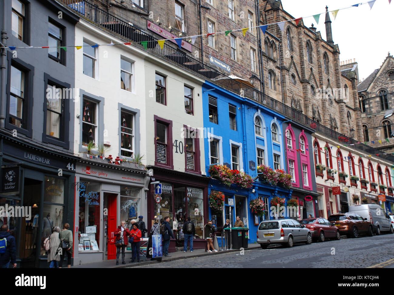 Victoria street edinburgh hi-res stock photography and images - Alamy