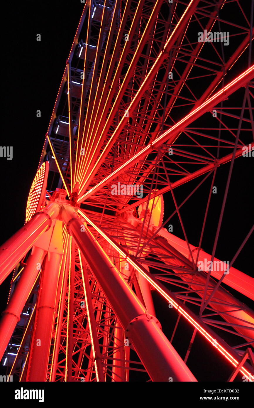 neon Ferris wheel Stock Photo - Alamy