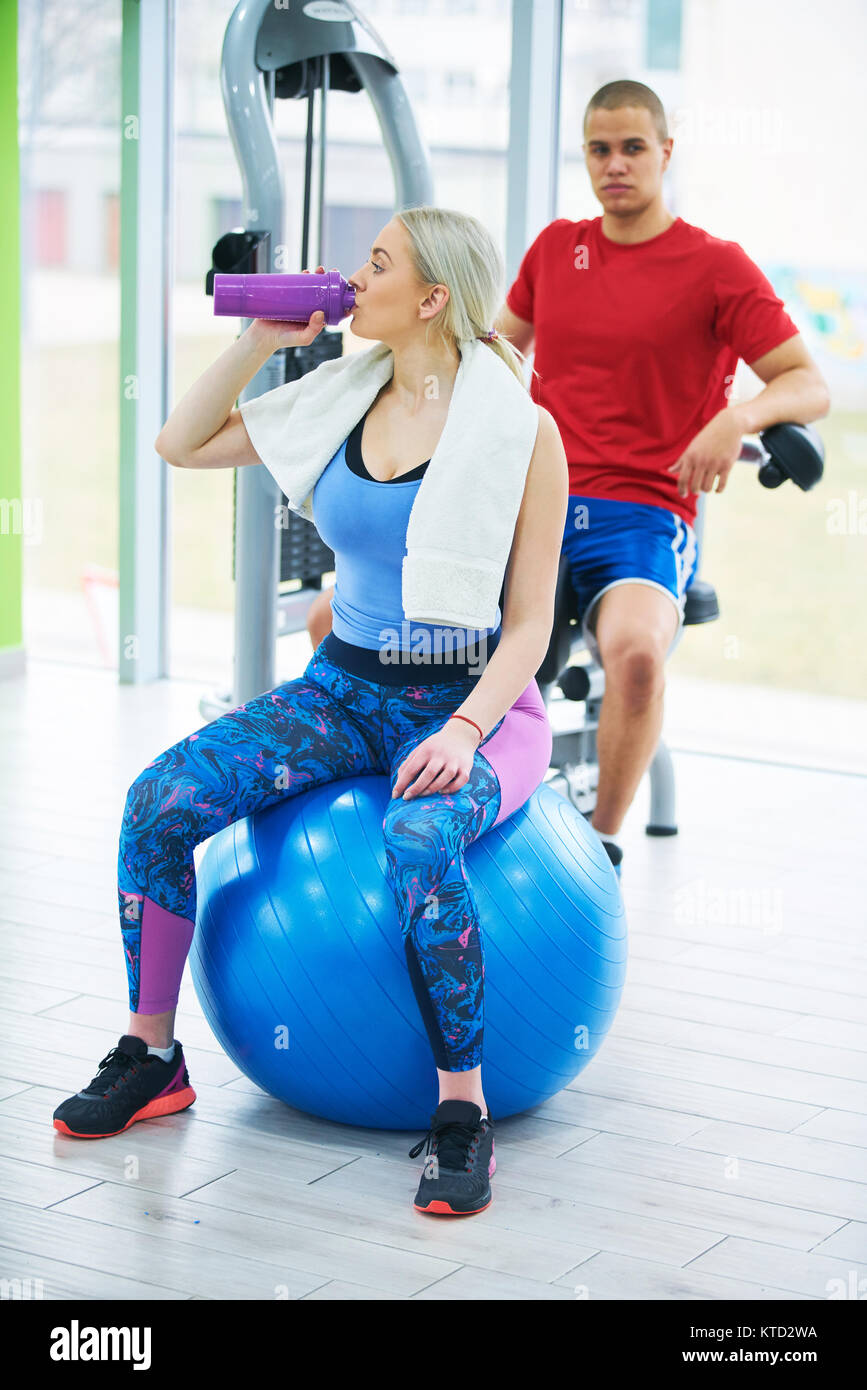 Professional bodybuilding athlete relax after exhausting training ...