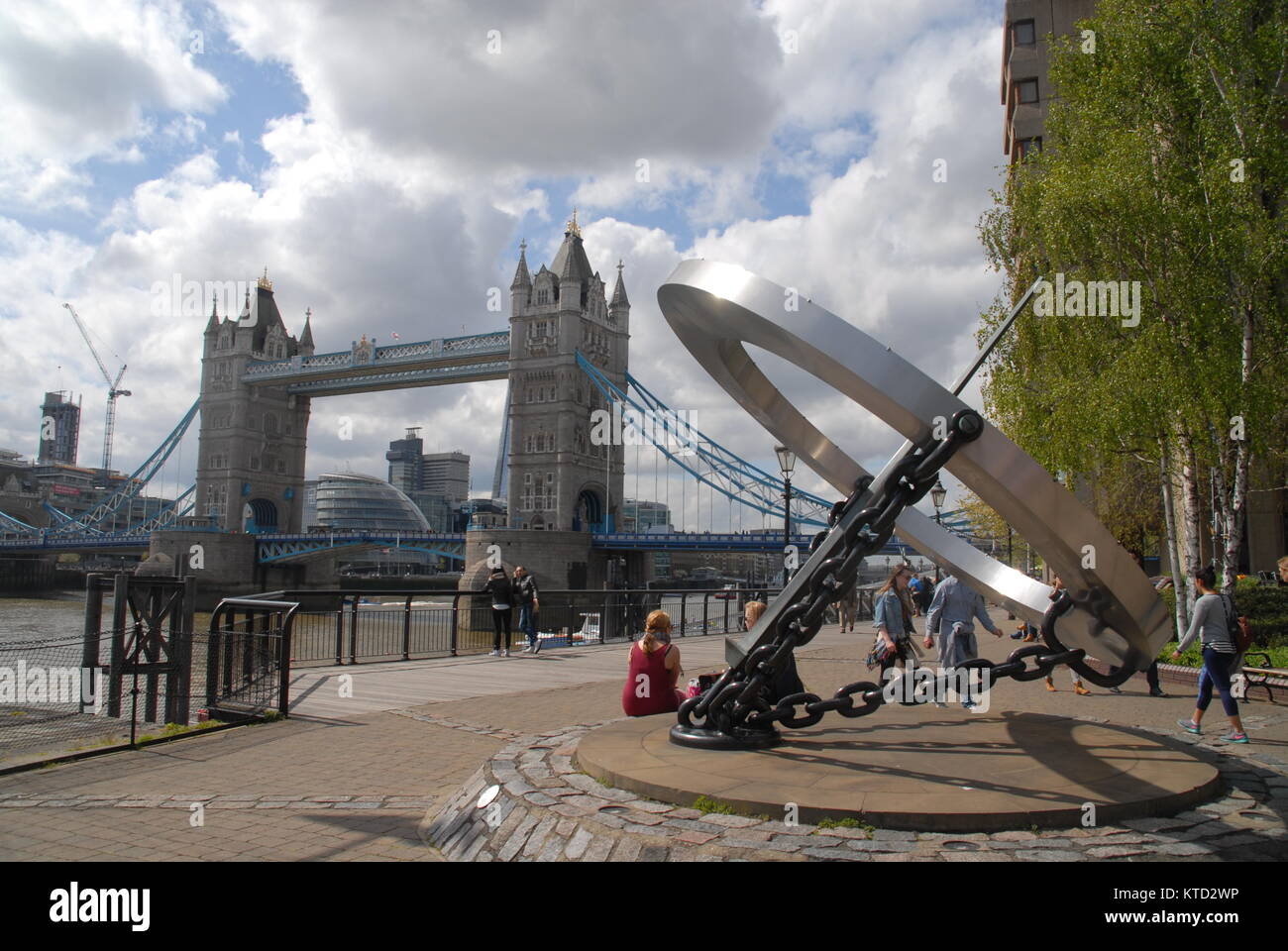 Sundial tower london england hi-res stock photography and images - Alamy