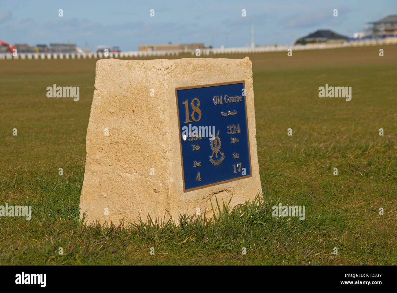 Golf tee box hi-res stock photography and images - Alamy