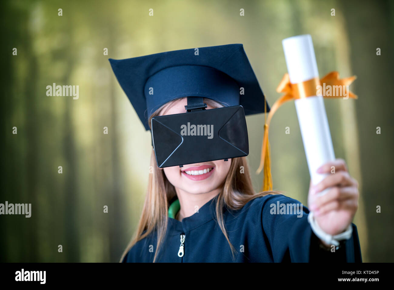 Digital diploma hi-res stock photography and images - Alamy