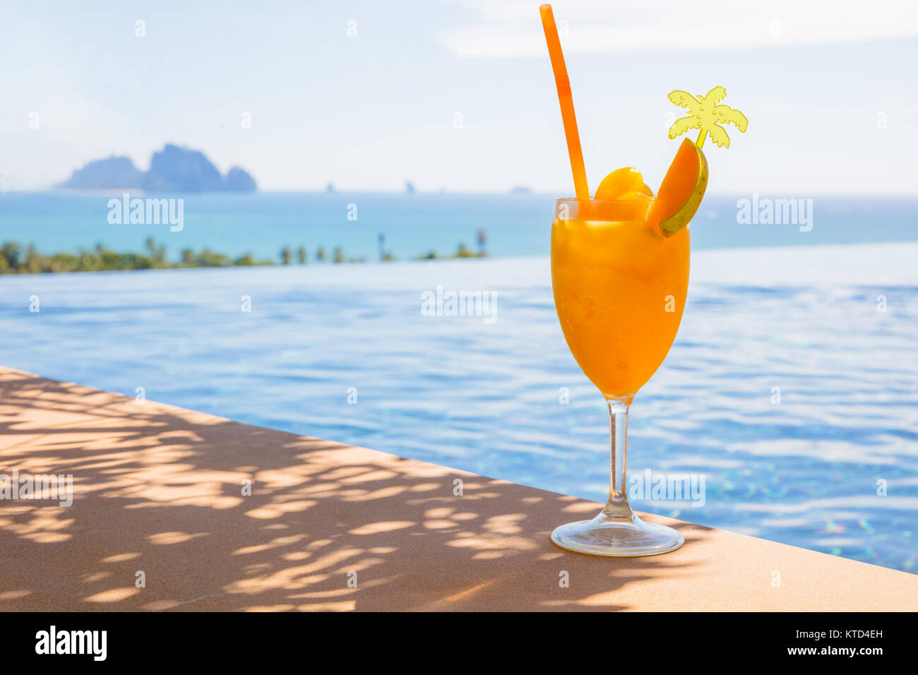 Mango juice in glass hi-res stock photography and images - Alamy