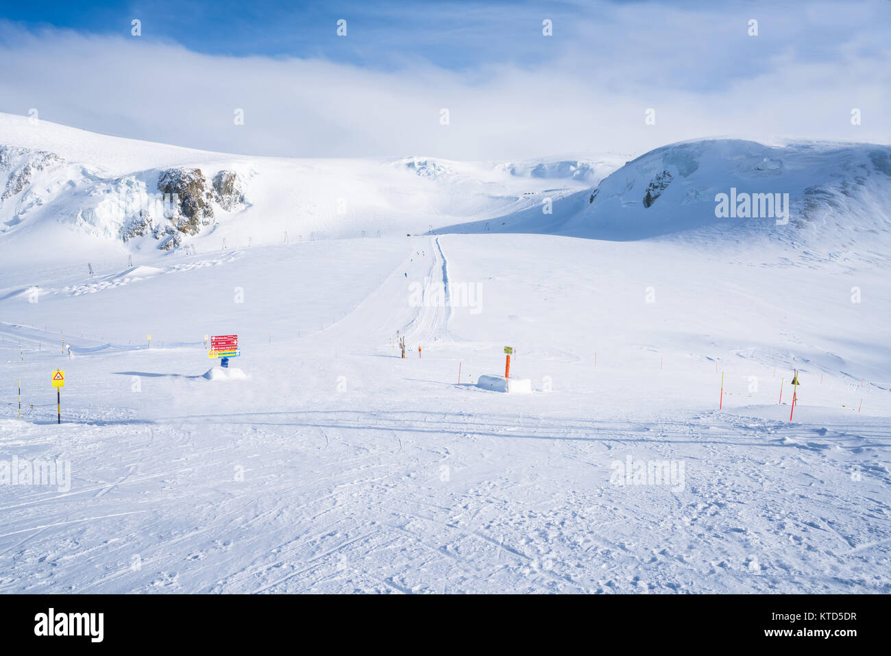 Plateau rosa in cervinia hi-res stock photography and images - Alamy