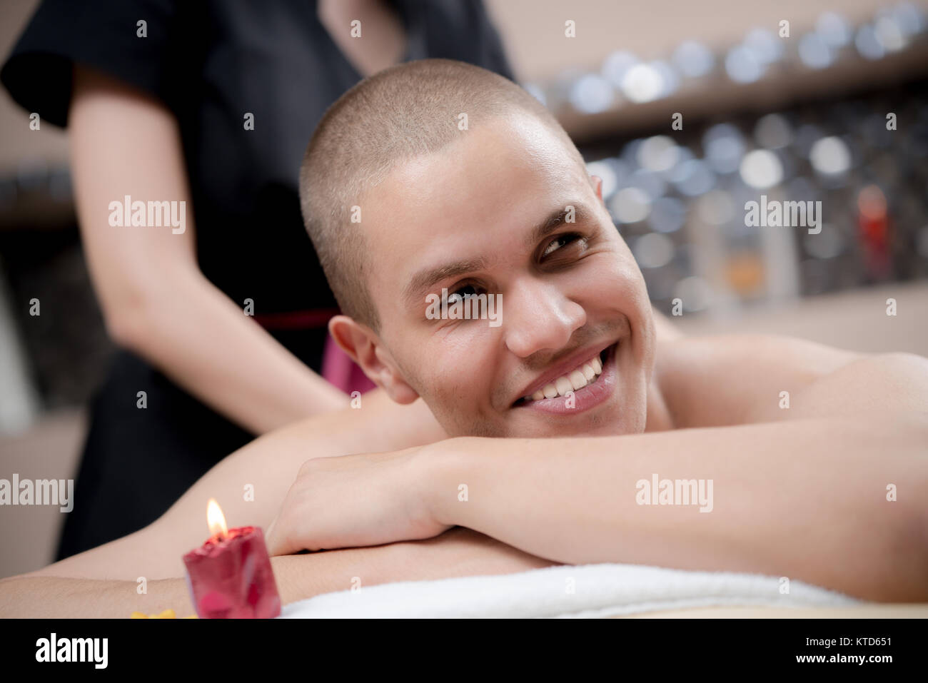 Athlete back pain hi-res stock photography and images - Alamy