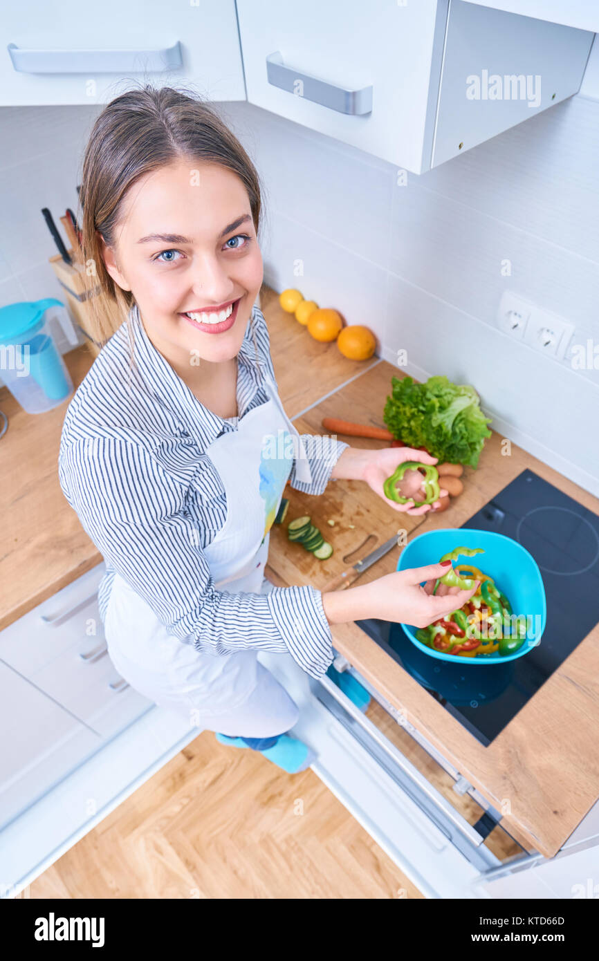 Food prepare preparation wood hi-res stock photography and images - Alamy