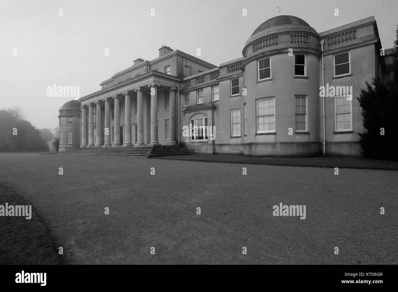 English shugborough hall Black and White Stock Photos & Images - Alamy
