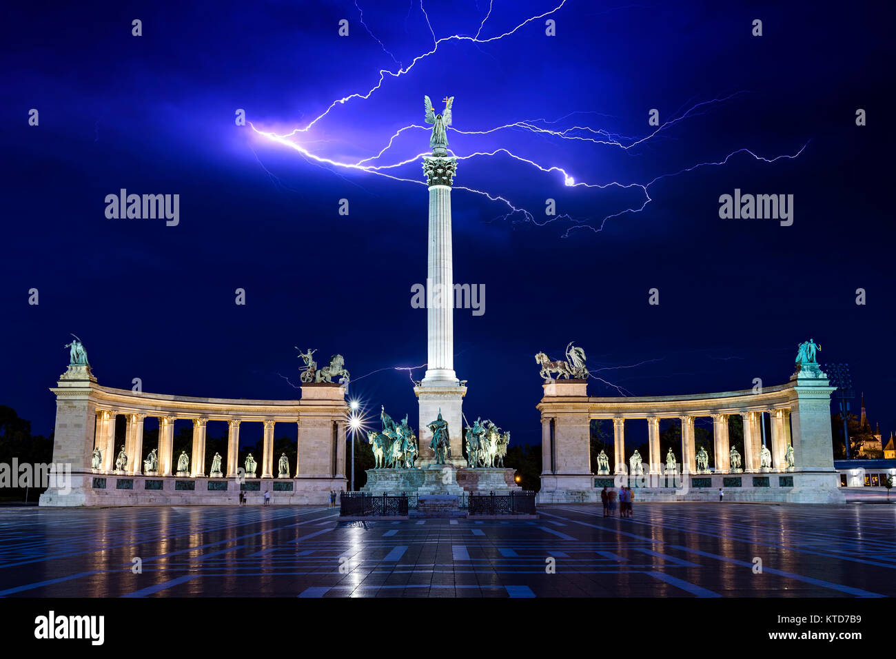 Stormy sky with lightning over Heroes Square in Budapest, Hungary Stock ...