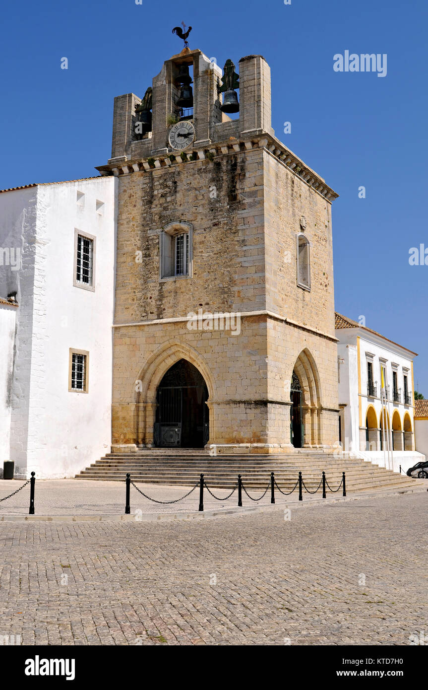 Historic old town of Faro, Portugal Stock Photo - Alamy