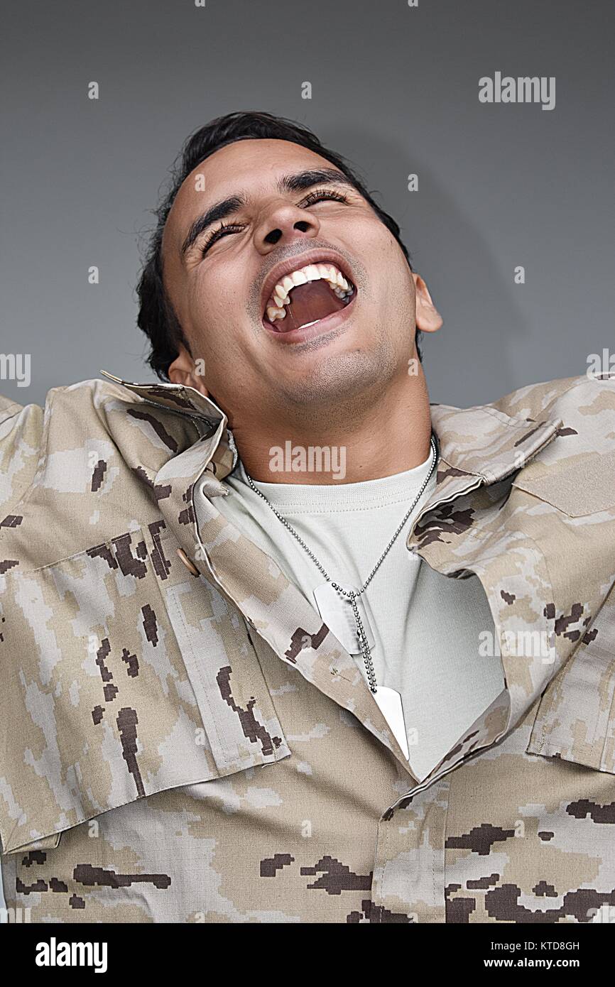 Young male soldier hi-res stock photography and images - Alamy