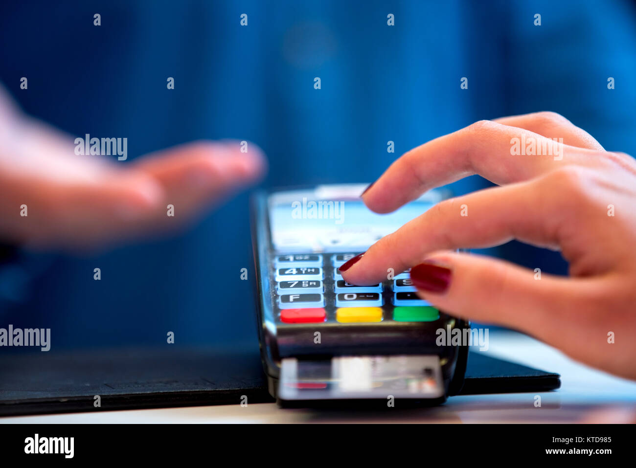 Payout, debit card, concept. retail Stock Photo - Alamy