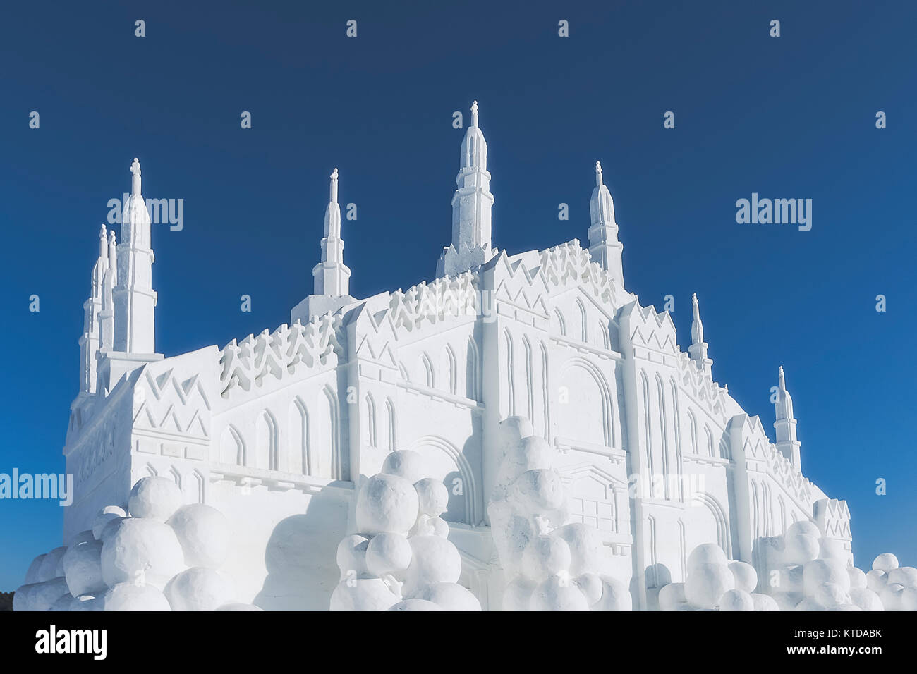 Snow Sculpture Castle Stock Photo - Alamy