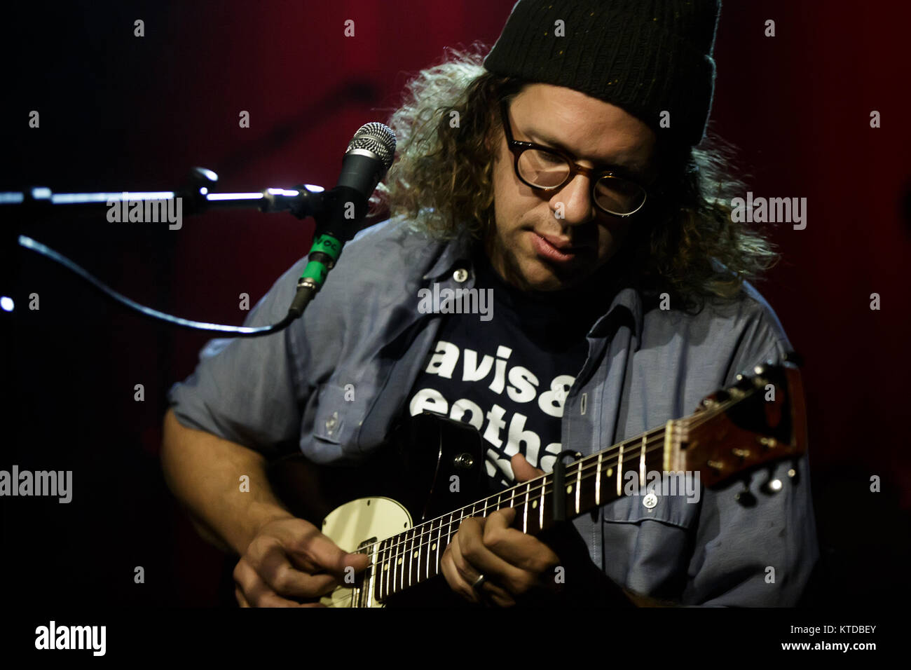 Phil cook singer hi-res stock photography and images - Alamy