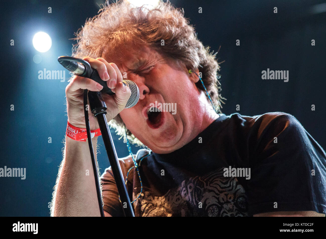 Saint vitus band hi-res stock photography and images - Alamy