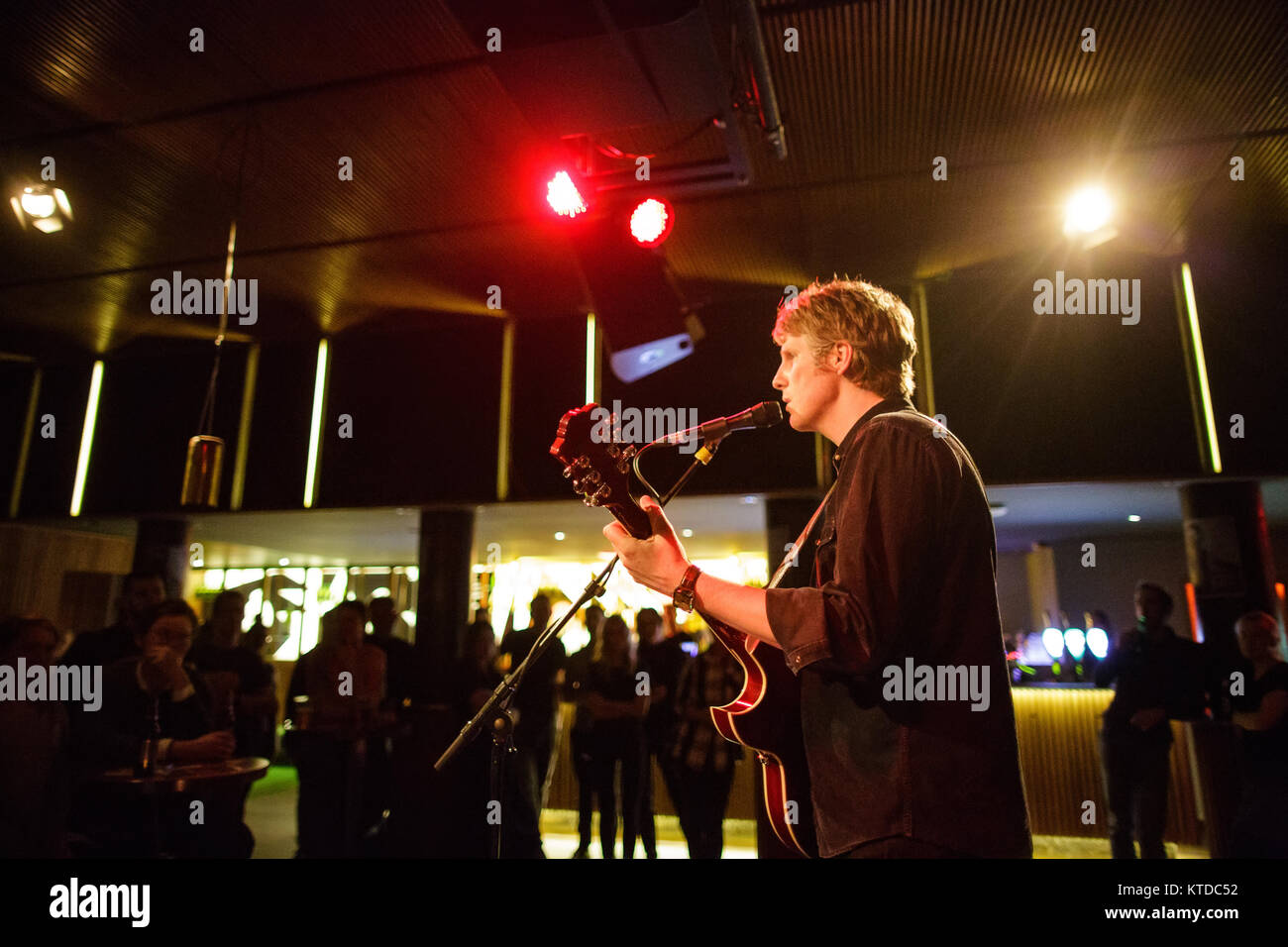 The British singer, songwriter and musician Scott Matthews performs a ...