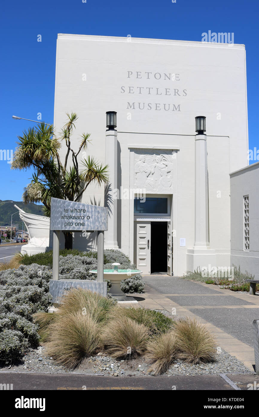 Petone Settlers Museum, Te Whare Whakaaro O Pito-One, the Esplanade ...