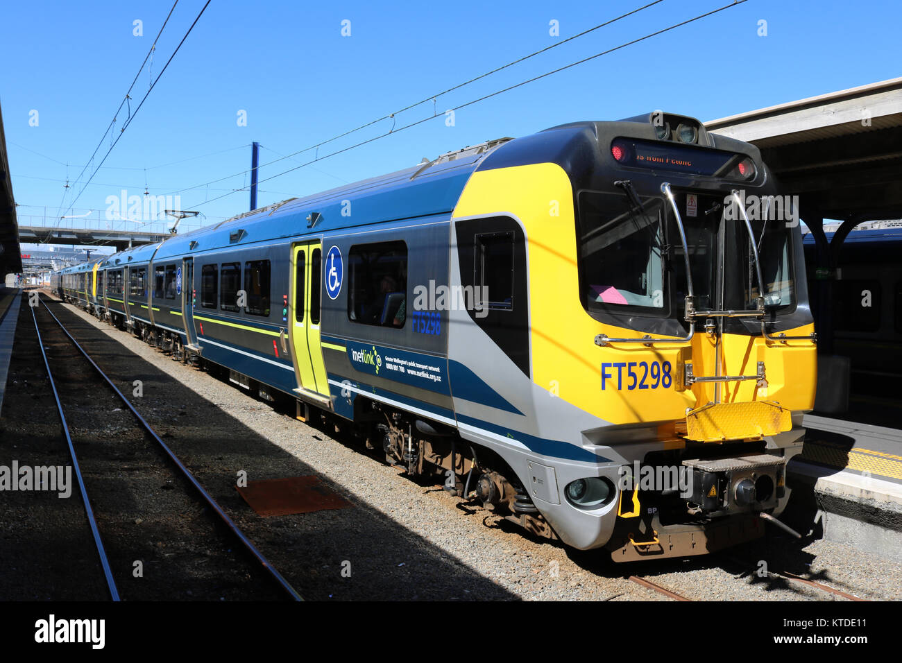 Three 2-car Matangi electric multiple units ready to leave Wellington ...